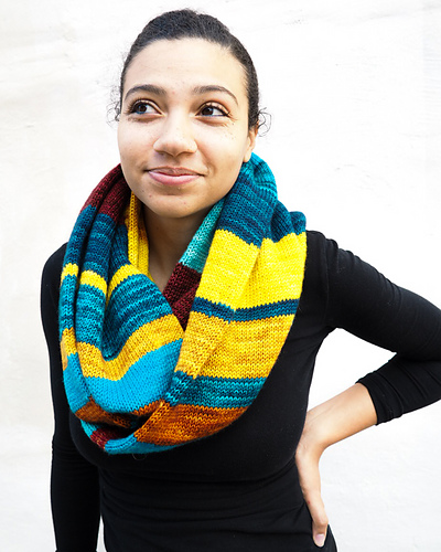 Ravelry: Multiverse Cowl pattern by Kristen Schaeffer