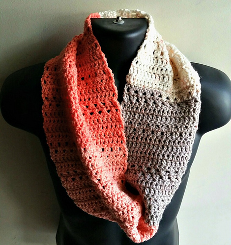 Ravelry: River Rock Scarf pattern by Acquanetta Ferguson