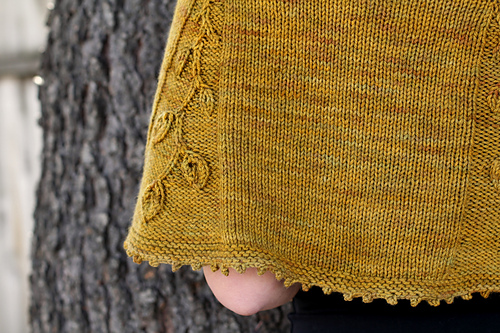 Ravelry: Trailing Ivy pattern by Alana Dakos