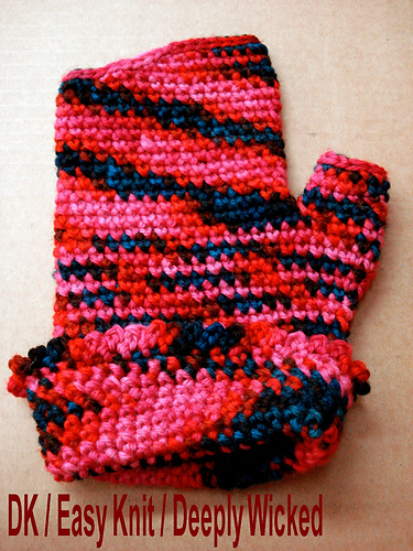 Ravelry: Critt Mitts - Critter Mittens pattern by Barbara Lawler