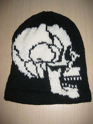 Ravelry: Serious Skull Cap pattern by Nicky Epstein