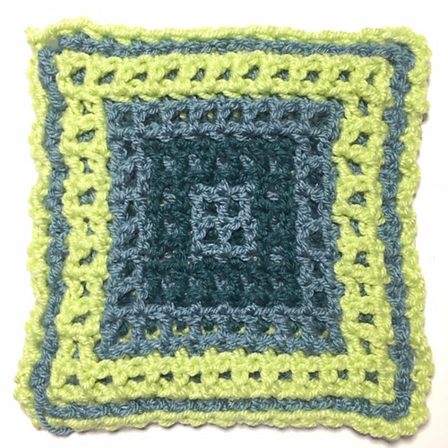 Simple Colour Change Squares in interlocking crochet. Links to free ...