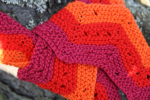 Ravelry: Pointed Stripes Scarf pattern by Jill Connin