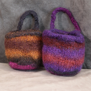 Ravelry: noliegirl's Weaving Pouches