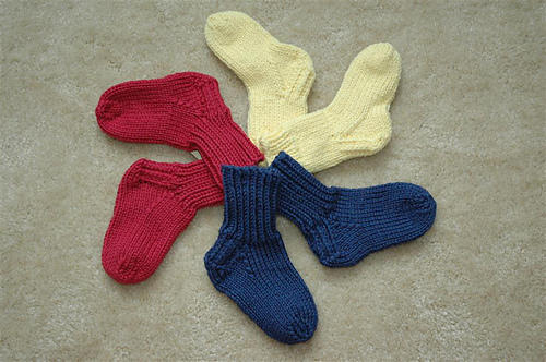 Ravelry: Basic Baby Sock in Worsted Weight pattern by Nona Davenport