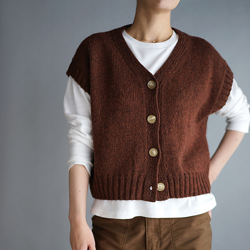 Ravelry: V Neck Chokki pattern by Noriko Ichikawa