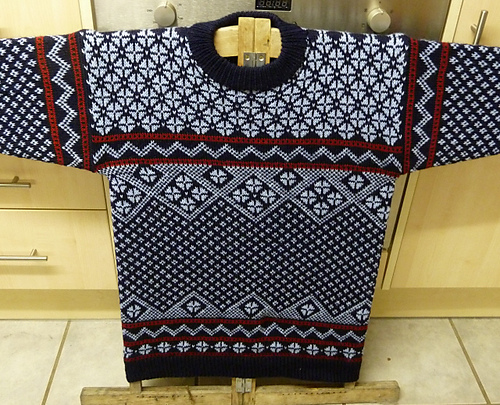 Ravelry: Nigel's Norwegian Sweater pattern by Elizabeth Lovick