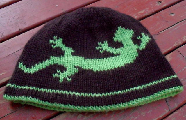 Ravelry: double knit lizard hat pattern by Krystal L'Amore