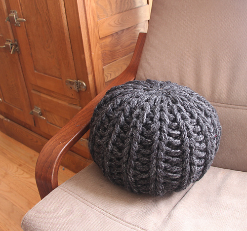 Ravelry: Chunky Knit Pouf pattern by Cara Corey