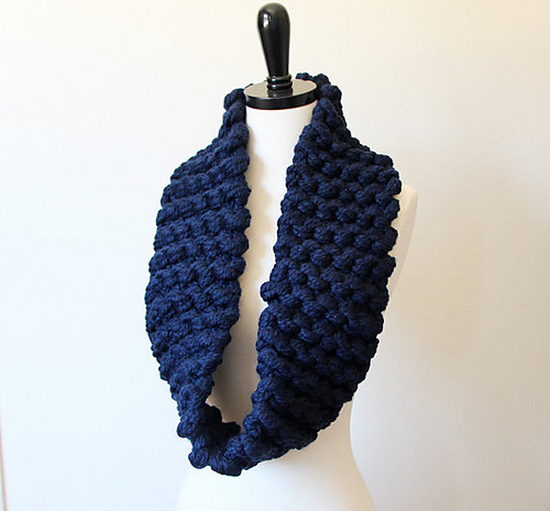 Ravelry: Super bulky knit cowl pattern by Cara Corey