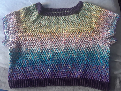 Ravelry: Blue Easy Top pattern by Natalia Anisimova