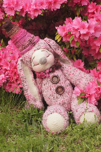 Ravelry: Arris The Raggedy Rabbit pattern by Deena Thomson-Menard