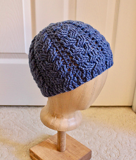 Ravelry: Cobblestone Cable Hat pattern by Noelle Stiles