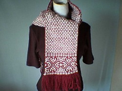 Ravelry: octopus scarf pattern by numaco