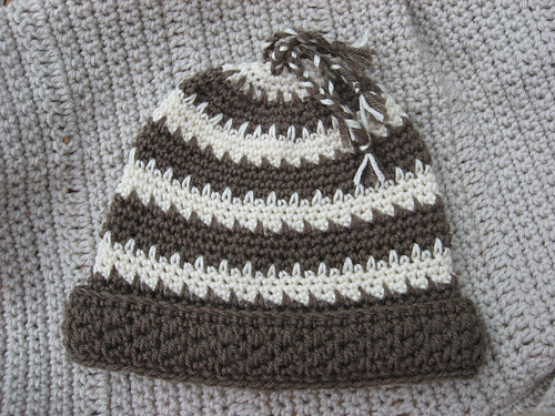 Ravelry: Hot Chocolate and Vanilla Swirl Hat and Scarf Set pattern by Deborah Devlin