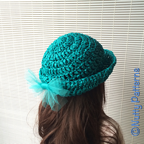 Ravelry: Laguna Hat pattern by Bina Alper