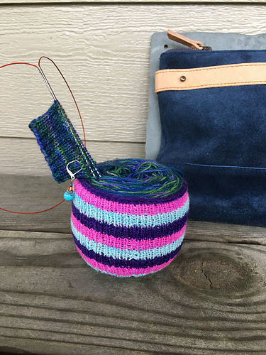 Ravelry: Yarn Cozy Lite (Knit) pattern by Knitty Natty