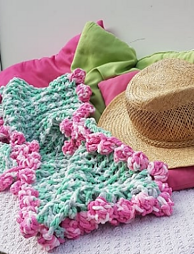 Ravelry: Dangleberry Chunky Wrap pattern by Lisa J Richardson