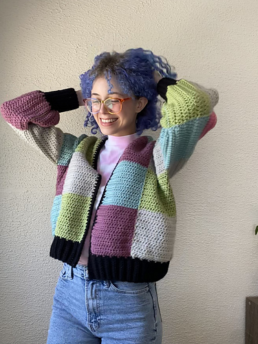 Ravelry: This or That Cardigan pattern by Ariana Berkebile