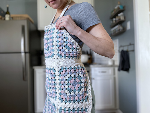 Ravelry: Abundance Granny Square Apron pattern by Lindsey Roe
