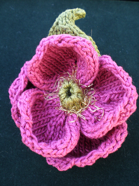 Ravelry: Peony pattern by Ohmay Designs