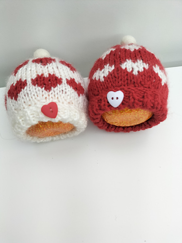 Ravelry: Hat Chocolate orange cover. pattern by Carol Monks