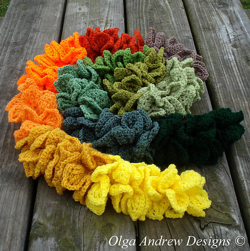 Ravelry: Ruffle spiral scarf 107 pattern by Olga Andrew