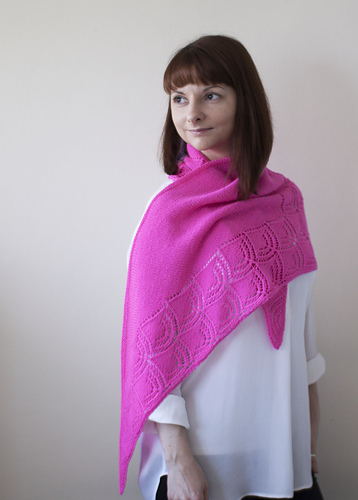 Ravelry: Kira-Kira pattern by Olga Buraya-Kefelian