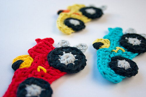 Ravelry: Racing Car Applique pattern by Carolina Guzman