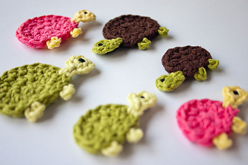 Ravelry: Mom and Baby Turtle pattern by Carolina Guzman