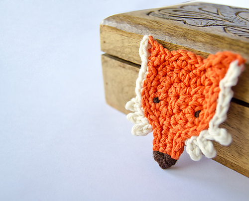 Ravelry: Fox Applique pattern by Carolina Guzman