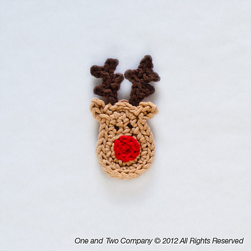 Ravelry: Reindeer Applique pattern by Carolina Guzman