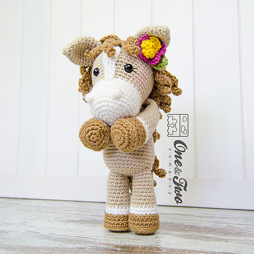 Ravelry: Haley the Horse Amigurumi pattern by Carolina Guzman