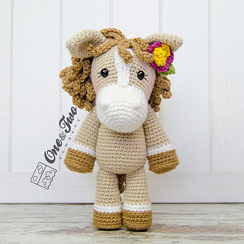Ravelry: Haley the Horse Amigurumi pattern by Carolina Guzman