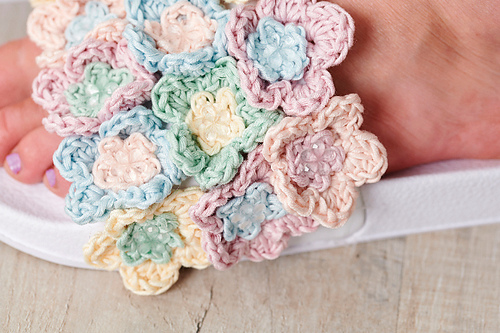 Ravelry: Embellished Sliders pattern by Sara Huntington
