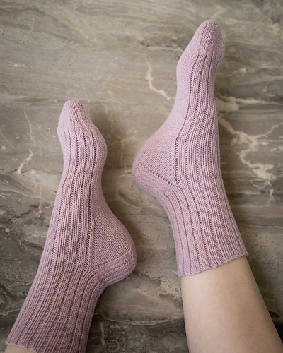 Ravelry: Fireside Socks pattern by Kaitlin Barthold