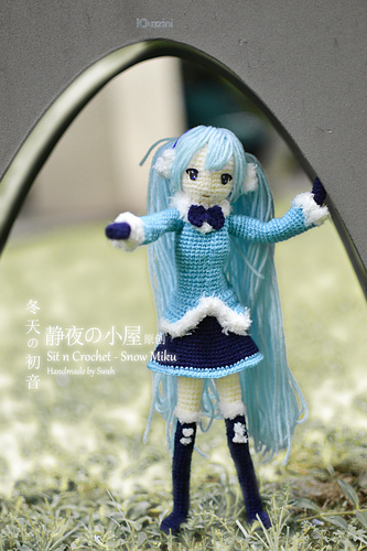 Ravelry: Snow Miku Hatsune pattern by Swah Ng