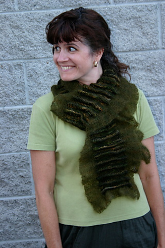 Ravelry: Tudor Ruffles pattern by Natalie Servant