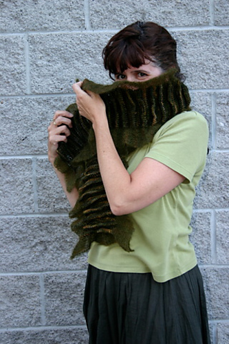 Ravelry: Tudor Ruffles pattern by Natalie Servant