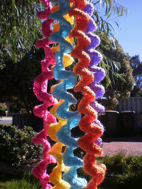 Ravelry: Corkscrew Spirals pattern by Jane Blake