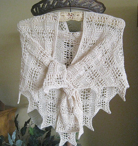 Ravelry: Wisteria Arbor Shawl pattern by Carla Kisielnicki