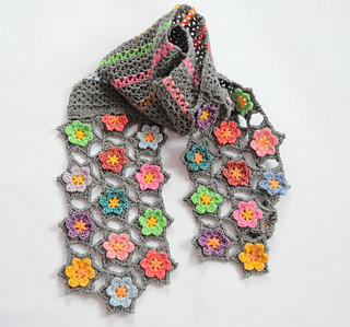 Ravelry: Fallen star scarf pattern by Tidzhen Gyuldzhu