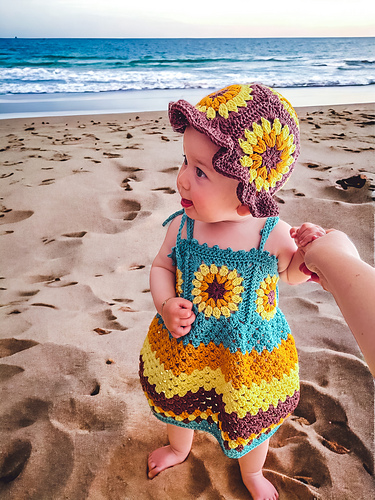 Ravelry: Sunflower hat pattern by Tidzhen Gyuldzhu
