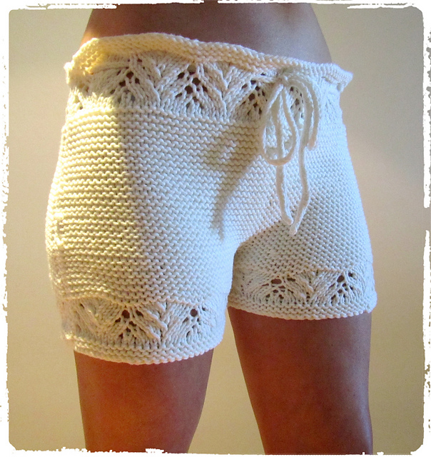 Ravelry: Lacy Hot Shorts pattern by chez pascale