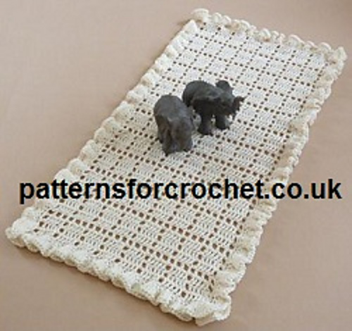 Ravelry: PFC66 Frilled Table Runner pattern by Crochet 'n' Create