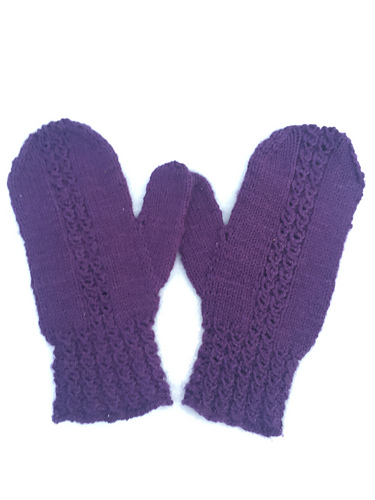 Ravelry: Little Shell Mittens pattern by Paula Herbert