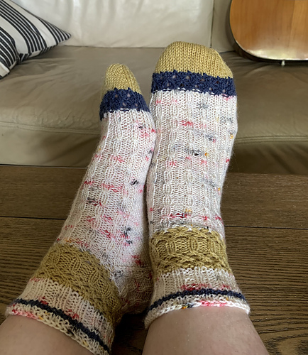 Ravelry: Sona pattern by Joanna Ignatius