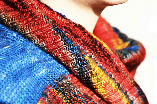 Ravelry: Feniks pattern by Marc Smollin