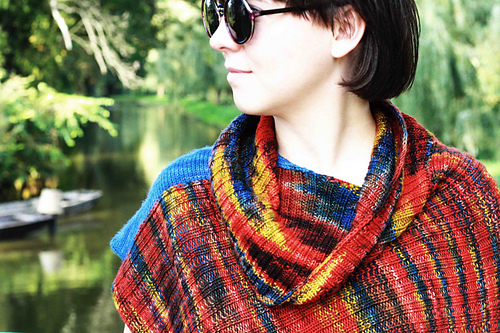 Ravelry: Feniks pattern by Marc Smollin