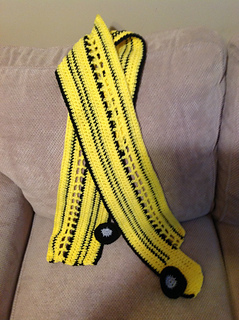 Ravelry: pekeapoomom's School Bus Scarf